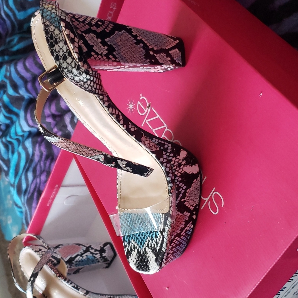 Multi-Colored Snake Heels - Gem